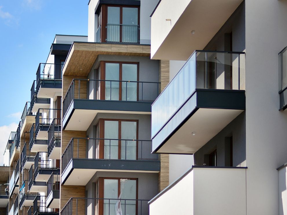 Signs Your Balcony Needs Immediate Repair - Bridgeview Construction